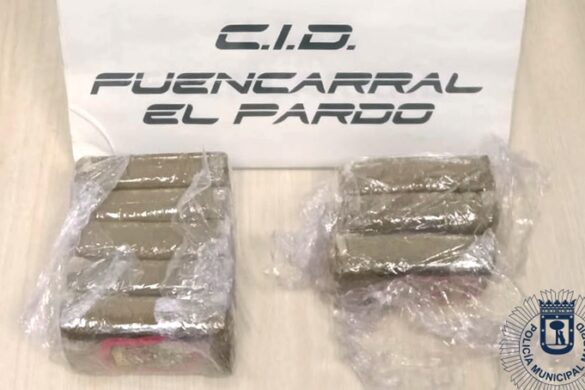 La EMT organiza un Rally de Autobuses Históricos en el Paseo del Prado ...