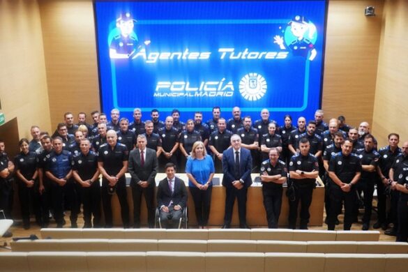 La EMT organiza un Rally de Autobuses Históricos en el Paseo del Prado ...